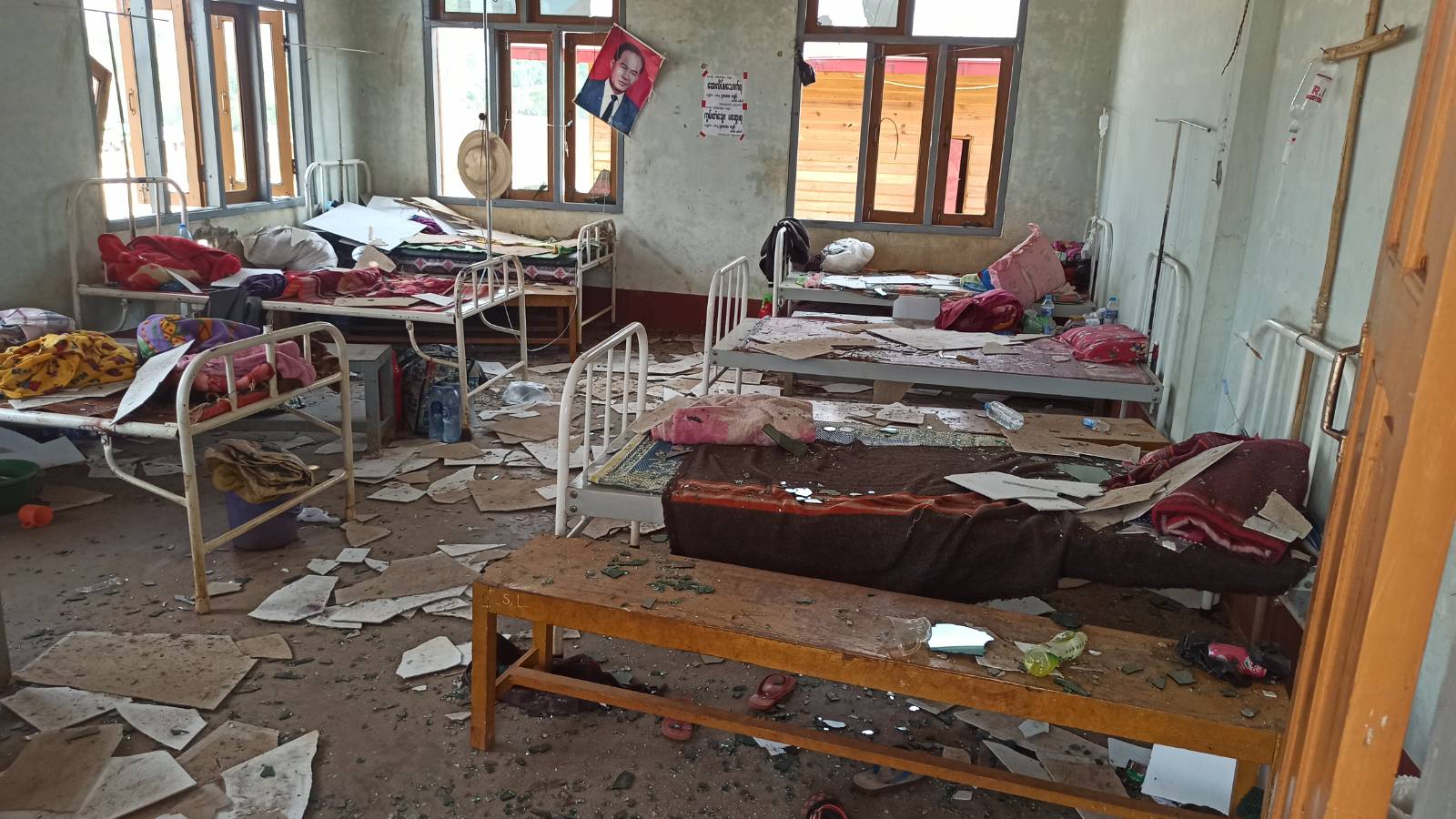 စစ်ကောင်စီမှ ဆေးရုံ/ဆေးခန်းအပေါ် ဗုံးကြဲမှု အရှိန်တိုးမြှင့်၊ နိုင ...